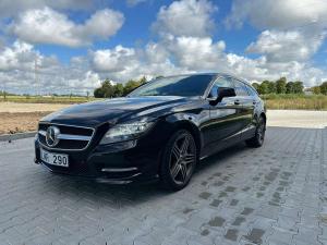 Black Mercedes-Benz CLS 350 2012 in Klaipeda, with an engine capacity of 2.99 L and mileage of 258 thousand km for 11800 €, photo 5 on AUTOMOTO.COM.LV