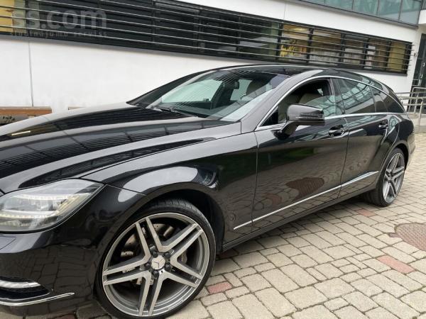 Melns Mercedes-Benz CLS 350 2013 Daugavpils, ar dzinēja tilpumu 3.00 L un nobraukumu 0 tūkst. km par 11500 €, foto 8 vietnē AUTOMOTO.COM.LV