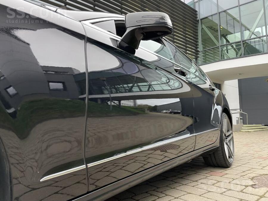 Melns Mercedes-Benz CLS 350 2013 Daugavpils, ar dzinēja tilpumu 3.00 L un nobraukumu 380 tūkst. km par 12300 €, foto 9 vietnē AUTOMOTO.COM.LV