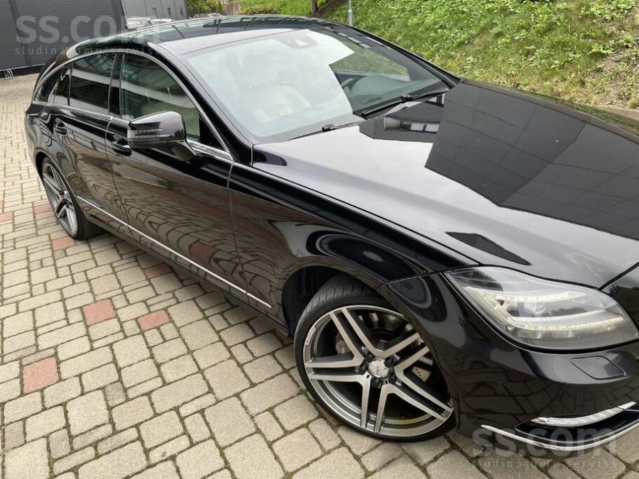 Melns Mercedes-Benz CLS 350 2013 Daugavpils, ar dzinēja tilpumu 3.00 L un nobraukumu 380 tūkst. km par 12300 €, foto 13 vietnē AUTOMOTO.COM.LV