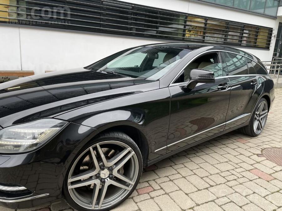 Melns Mercedes-Benz CLS 350 2013 Daugavpils, ar dzinēja tilpumu 3.00 L un nobraukumu 380 tūkst. km par 12300 €, foto 14 vietnē AUTOMOTO.COM.LV