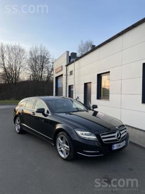 Melns Mercedes-Benz CLS 350 2013 Daugavpils, ar dzinēja tilpumu 3.00 L un nobraukumu 380 tūkst. km par 12300 €, foto 27 vietnē AUTOMOTO.COM.LV