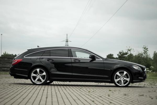 Черный Мерседес ЦЛС 350 2013 в Рига, объемом двигателя 3.50 л и пробегом 248 тыс. км за 21500 €, фото 10 на AUTOMOTO.COM.LV