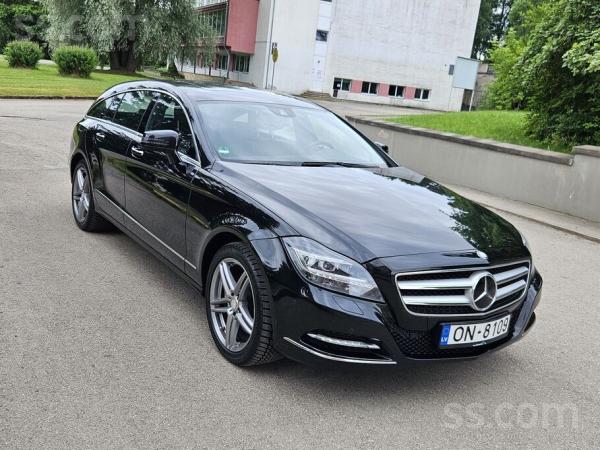Melns Mercedes-Benz CLS 350 2013 Jēkabpils, ar dzinēja tilpumu 3.00 L un nobraukumu 329 tūkst. km par 11990 €, foto 3 vietnē AUTOMOTO.COM.LV
