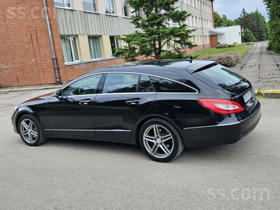 Черный Мерседес ЦЛС 350 2013 в Екабпилс, объемом двигателя 3.00 л и пробегом 329 тыс. км за 11990 €, фото 10 на AUTOMOTO.COM.LV