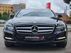 Black Mercedes-Benz CLS 350 2013 in Siauliai, with an engine capacity of 2.99 L and mileage of 232 thousand km for 12950 €, photo 8 on AUTOMOTO.COM.LV