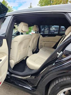 Black Mercedes-Benz CLS 350 2013 in Siauliai, with an engine capacity of 2.99 L and mileage of 232 thousand km for 12950 €, photo 25 on AUTOMOTO.COM.LV