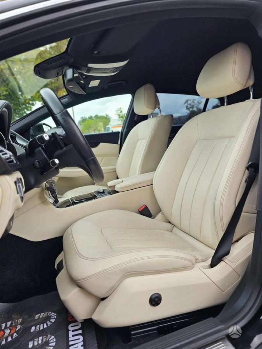 Black Mercedes-Benz CLS 350 2013 in Siauliai, with an engine capacity of 2.99 L and mileage of 232 thousand km for 12950 €, photo 27 on AUTOMOTO.COM.LV