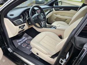 Black Mercedes-Benz CLS 350 2013 in Siauliai, with an engine capacity of 2.99 L and mileage of 232 thousand km for 12950 €, photo 30 on AUTOMOTO.COM.LV