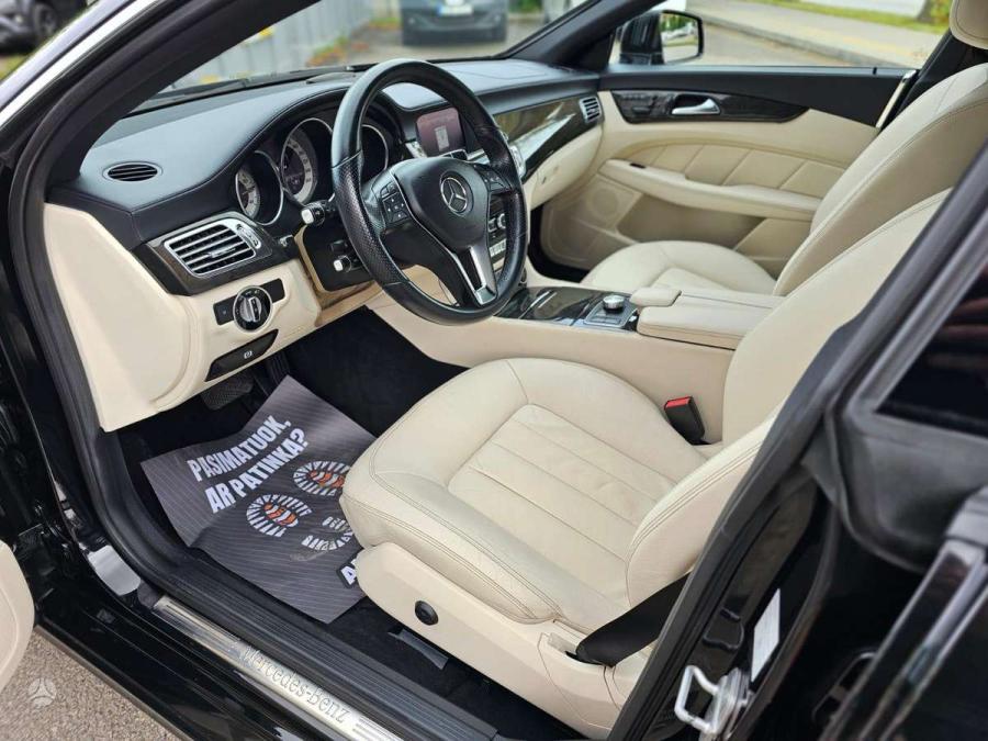 Black Mercedes-Benz CLS 350 2013 in Siauliai, with an engine capacity of 2.99 L and mileage of 232 thousand km for 12950 €, photo 30 on AUTOMOTO.COM.LV