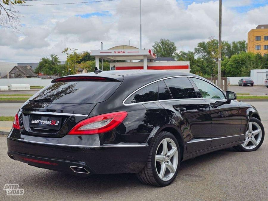 Melns Mercedes-Benz CLS 350 2013 Šauļi, ar dzinēja tilpumu 3.00 L un nobraukumu 232 tūkst. km par 12950 €, foto 15 vietnē AUTOMOTO.COM.LV