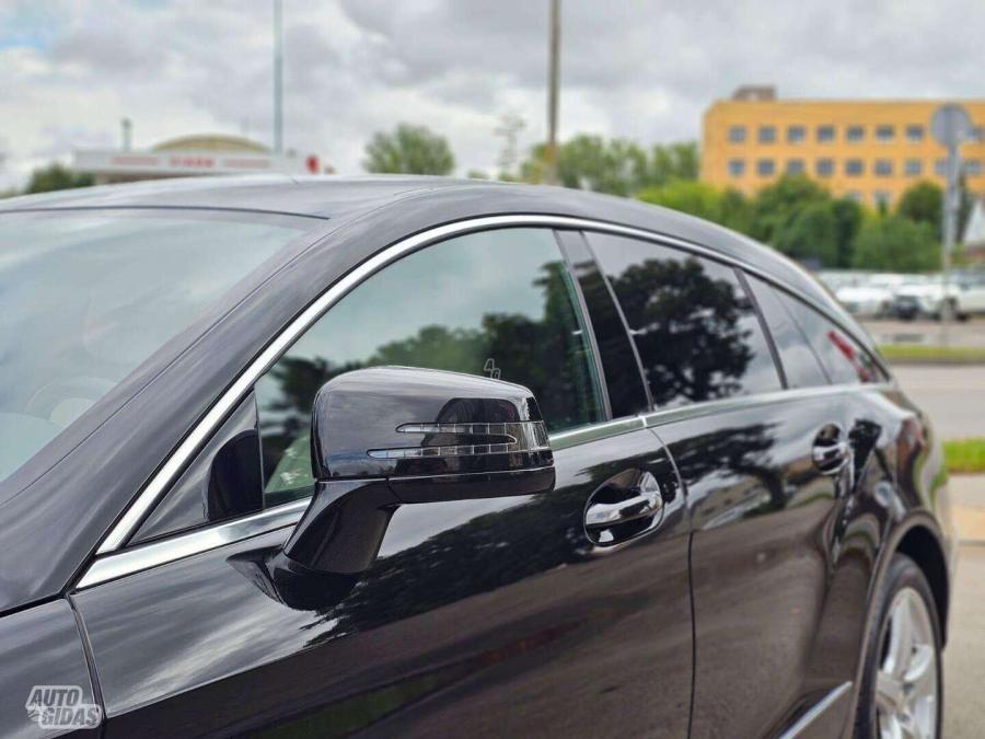 Melns Mercedes-Benz CLS 350 2013 Šauļi, ar dzinēja tilpumu 3.00 L un nobraukumu 232 tūkst. km par 12950 €, foto 19 vietnē AUTOMOTO.COM.LV
