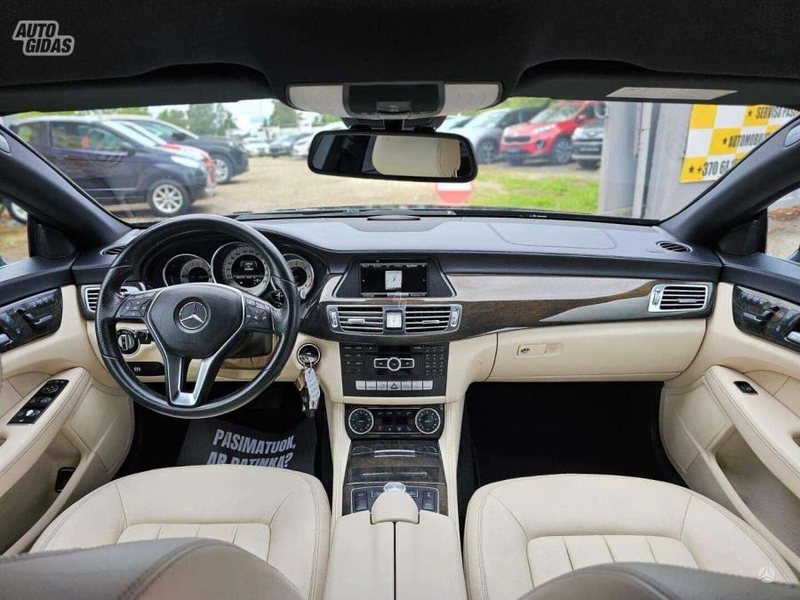 Melns Mercedes-Benz CLS 350 2013 Šauļi, ar dzinēja tilpumu 3.00 L un nobraukumu 232 tūkst. km par 12950 €, foto 20 vietnē AUTOMOTO.COM.LV