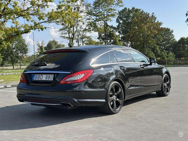 Melns Mercedes-Benz CLS 350 2013 Kauņa, ar dzinēja tilpumu 2.99 L un nobraukumu 399 tūkst. km par 11800 €, foto 7 vietnē AUTOMOTO.COM.LV