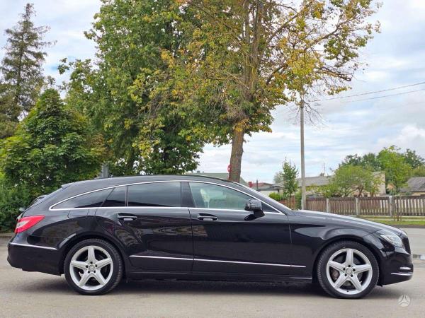 Melns Mercedes-Benz CLS 350 2013 Šauļi, ar dzinēja tilpumu 2.99 L un nobraukumu 232 tūkst. km par 12950 €, foto 10 vietnē AUTOMOTO.COM.LV