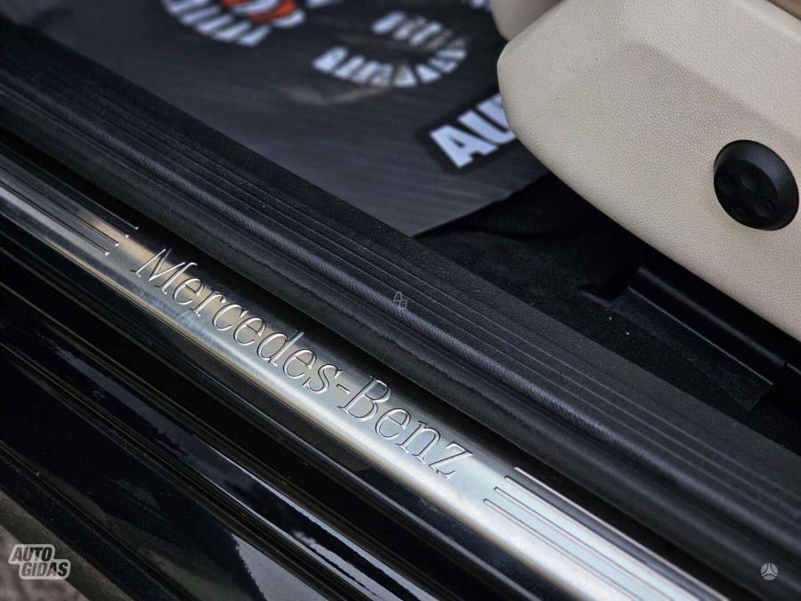 Black Mercedes-Benz CLS 350 2013 in Siauliai, with an engine capacity of 3.00 L and mileage of 232 thousand km for 11950 €, photo 33 on AUTOMOTO.COM.LV