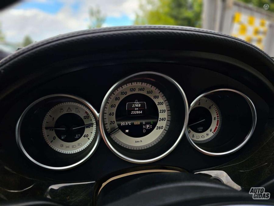 Black Mercedes-Benz CLS 350 2013 in Siauliai, with an engine capacity of 3.00 L and mileage of 232 thousand km for 11950 €, photo 36 on AUTOMOTO.COM.LV