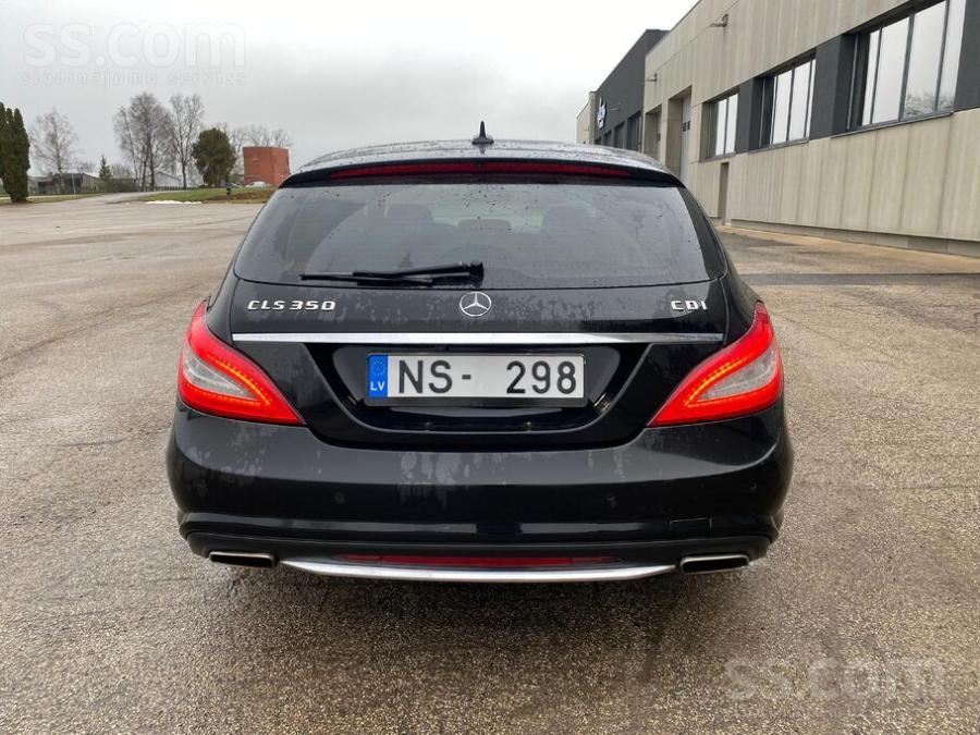 Black Mercedes-Benz CLS 350 2014 in Riga, with an engine capacity of 3.00 L and mileage of 297 thousand km for 13100 €, photo 5 on AUTOMOTO.COM.LV