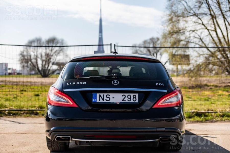 Черный Мерседес ЦЛС 350 2014 в Рига, объемом двигателя 3.00 л и пробегом 300 тыс. км за 14290 €, фото 9 на AUTOMOTO.COM.LV