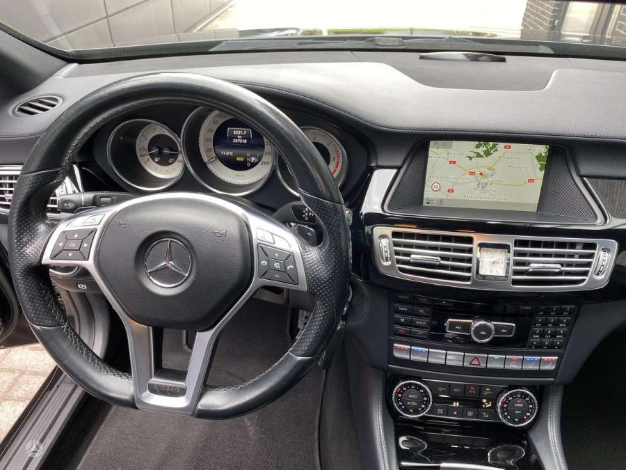 Melns Mercedes-Benz CLS 350 2014 Marijampole, ar dzinēja tilpumu 2.99 L un nobraukumu 237 tūkst. km par 12850 €, foto 26 vietnē AUTOMOTO.COM.LV