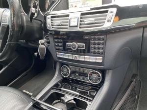 Melns Mercedes-Benz CLS 350 2014 Marijampole, ar dzinēja tilpumu 2.99 L un nobraukumu 237 tūkst. km par 12850 €, foto 31 vietnē AUTOMOTO.COM.LV