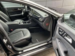 Melns Mercedes-Benz CLS 350 2014 Marijampole, ar dzinēja tilpumu 2.99 L un nobraukumu 237 tūkst. km par 12850 €, foto 38 vietnē AUTOMOTO.COM.LV