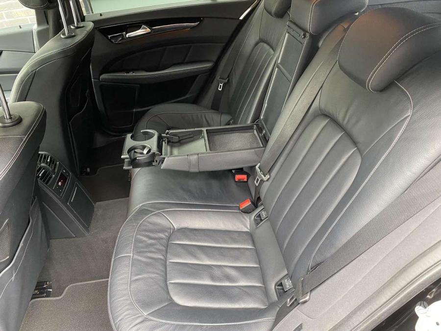 Melns Mercedes-Benz CLS 350 2014 Marijampole, ar dzinēja tilpumu 2.99 L un nobraukumu 237 tūkst. km par 12850 €, foto 42 vietnē AUTOMOTO.COM.LV