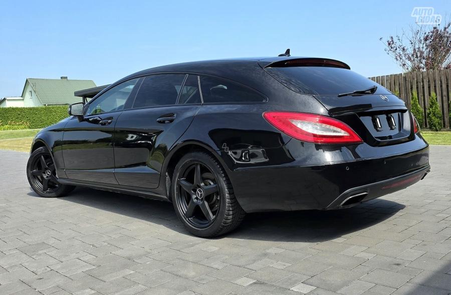 Black Mercedes-Benz CLS 350 2014 in Druskininkai, with an engine capacity of 3.00 L and mileage of 227 thousand km for 12350 €, photo 4 on AUTOMOTO.COM.LV