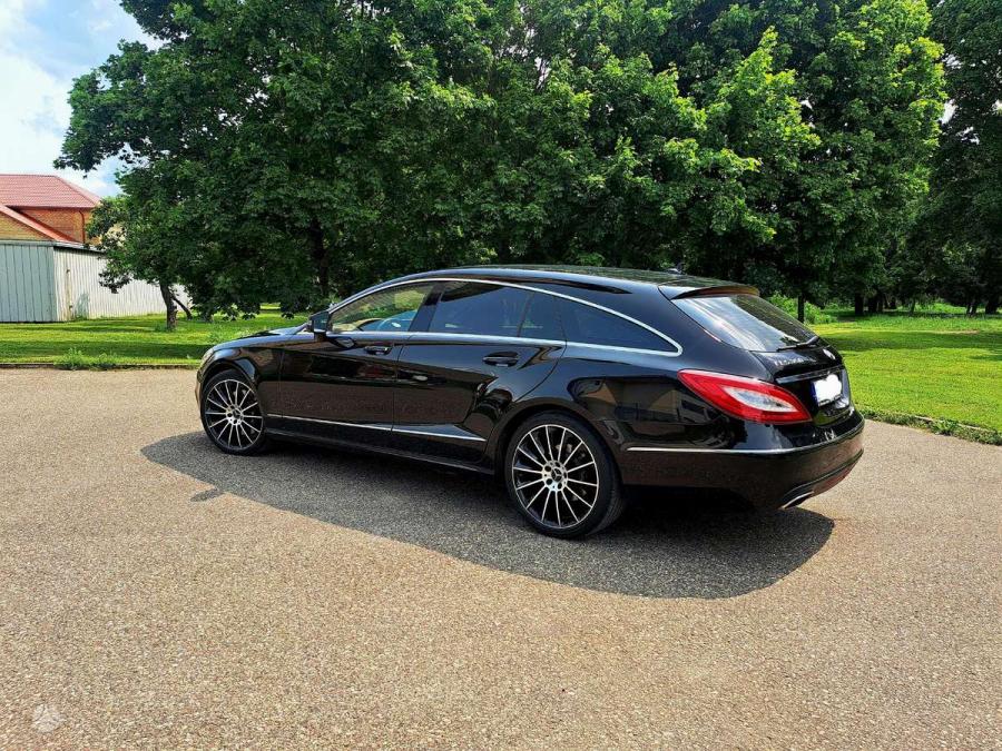 Black Mercedes-Benz CLS 350 2015 in Kaunas, with an engine capacity of 2.99 L and mileage of 360 thousand km for 14400 €, photo 6 on AUTOMOTO.COM.LV