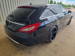 Melns Mercedes-Benz CLS 350 2015 Viļņa, ar dzinēja tilpumu 2.99 L un nobraukumu 273 tūkst. km par 13250 €, foto 4 vietnē AUTOMOTO.COM.LV