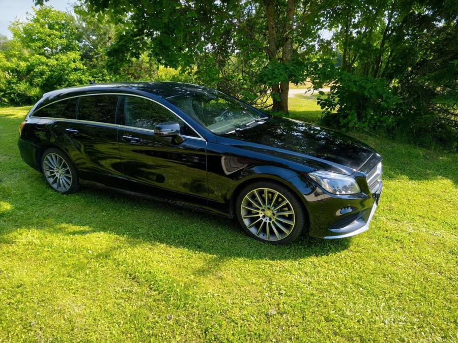 Black Mercedes-Benz CLS 350 2016 in Utena, with an engine capacity of 2.99 L and mileage of 237 thousand km for 13900 €, photo 3 on AUTOMOTO.COM.LV