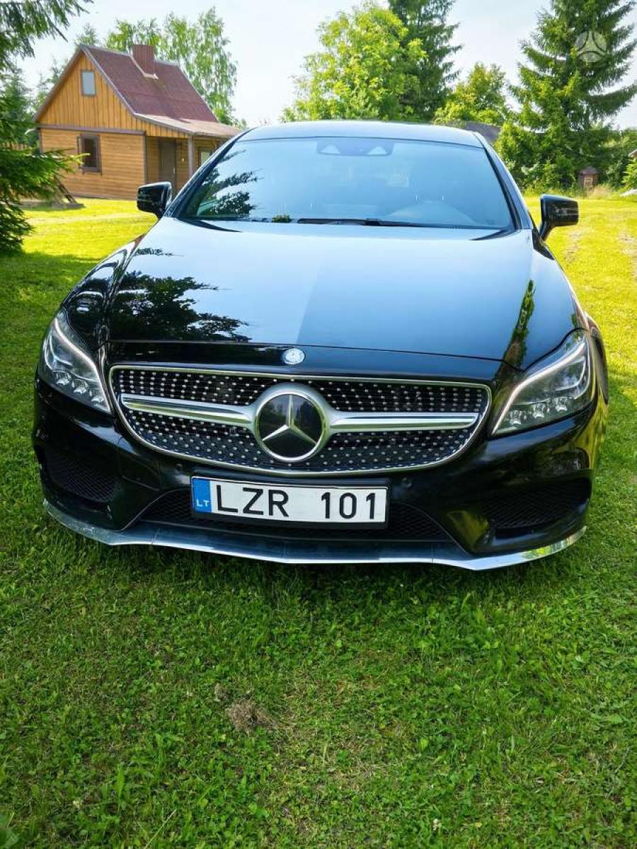Black Mercedes-Benz CLS 350 2016 in Utena, with an engine capacity of 2.99 L and mileage of 237 thousand km for 13900 €, photo 5 on AUTOMOTO.COM.LV