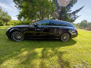 Black Mercedes-Benz CLS 350 2016 in Utena, with an engine capacity of 2.99 L and mileage of 237 thousand km for 13900 €, photo 6 on AUTOMOTO.COM.LV