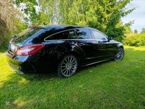 Black Mercedes-Benz CLS 350 2016 in Utena, with an engine capacity of 2.99 L and mileage of 237 thousand km for 13900 €, photo 7 on AUTOMOTO.COM.LV
