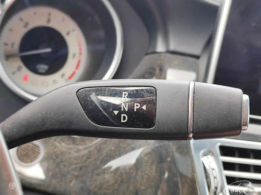 Melns Mercedes-Benz CLS 350 2017 Klaipėda, ar dzinēja tilpumu 2.99 L un nobraukumu 323 tūkst. km par 19900 €, foto 31 vietnē AUTOMOTO.COM.LV