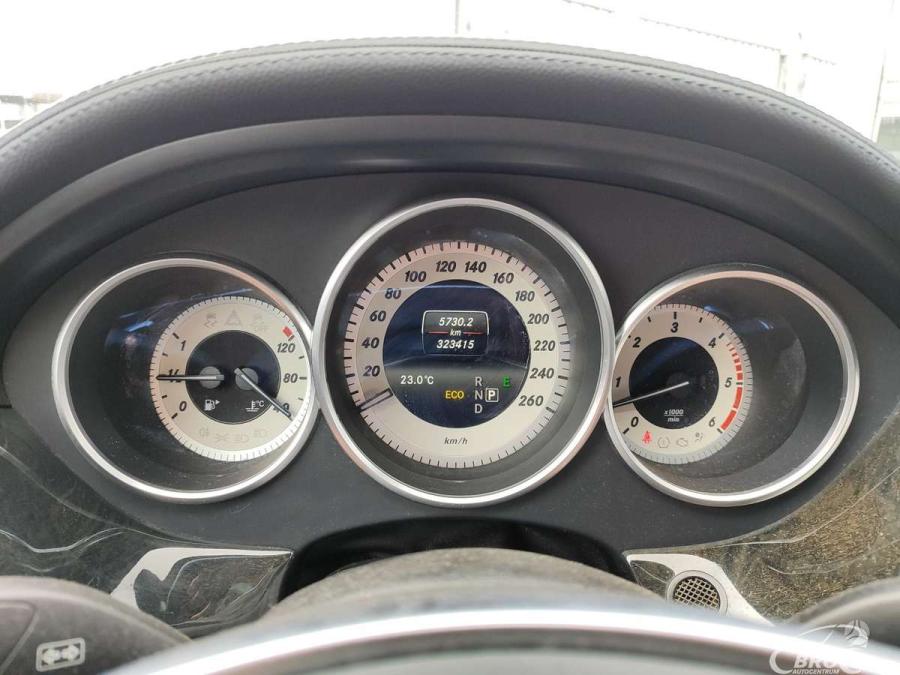 Melns Mercedes-Benz CLS 350 2017 Klaipėda, ar dzinēja tilpumu 2.99 L un nobraukumu 323 tūkst. km par 19900 €, foto 32 vietnē AUTOMOTO.COM.LV