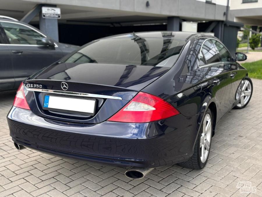 Zils Mercedes-Benz CLS 350 2005 Kauņa, ar dzinēja tilpumu 3.50 L un nobraukumu 300 tūkst. km par 2950 €, foto 8 vietnē AUTOMOTO.COM.LV