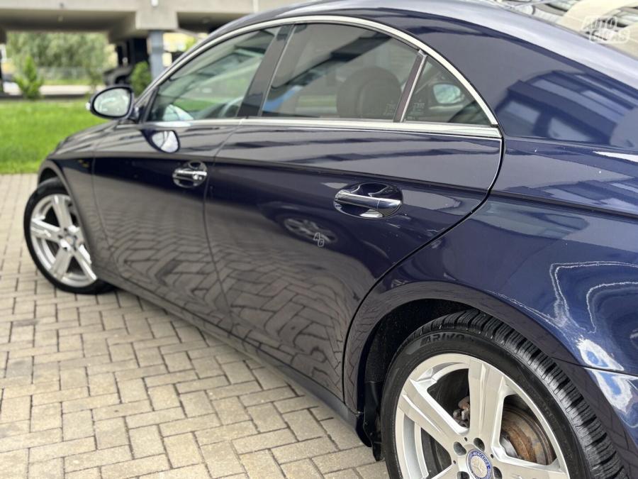 Zils Mercedes-Benz CLS 350 2005 Kauņa, ar dzinēja tilpumu 3.50 L un nobraukumu 300 tūkst. km par 2950 €, foto 10 vietnē AUTOMOTO.COM.LV