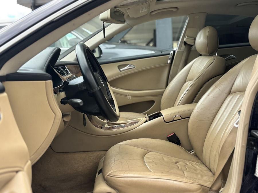 Zils Mercedes-Benz CLS 350 2005 Kauņa, ar dzinēja tilpumu 3.50 L un nobraukumu 300 tūkst. km par 2950 €, foto 13 vietnē AUTOMOTO.COM.LV