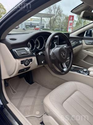 Синий Мерседес ЦЛС 350 2014 в Рига, объемом двигателя 3.00 л и пробегом 322 тыс. км за 15590 €, фото 11 на AUTOMOTO.COM.LV