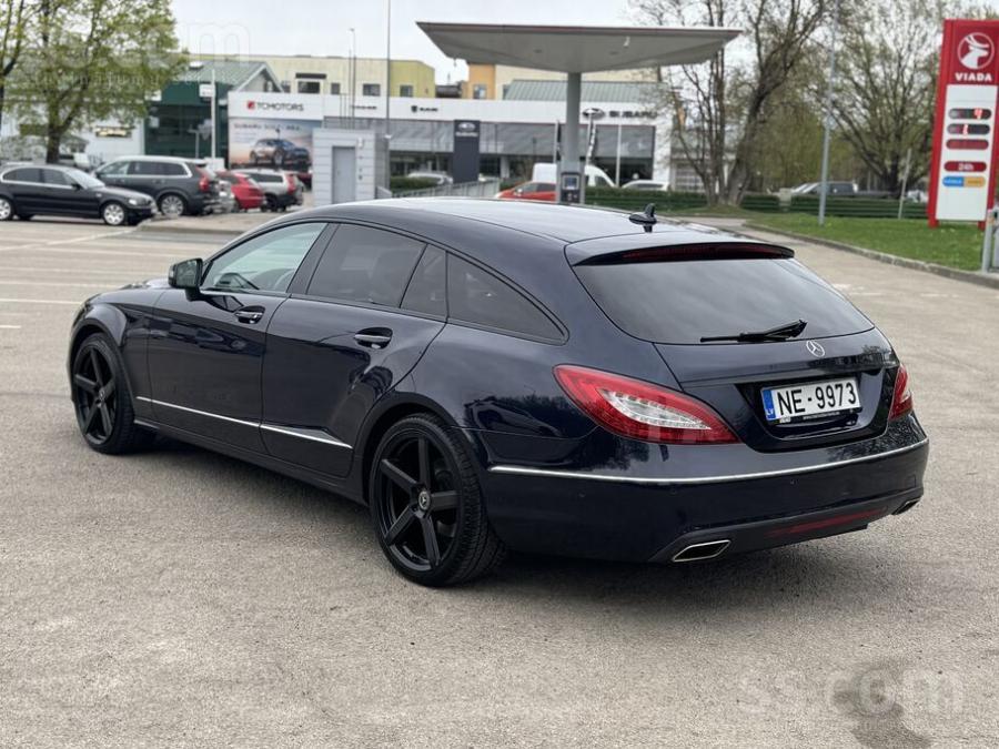 Синий Мерседес ЦЛС 350 2014 в Рига, объемом двигателя 3.00 л и пробегом 322 тыс. км за 15590 €, фото 25 на AUTOMOTO.COM.LV