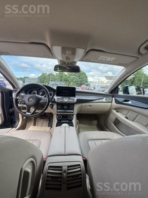 Blue Mercedes-Benz CLS 350 2014 in Riga, with an engine capacity of 3.00 L and mileage of 325 thousand km for 14990 €, photo 12 on AUTOMOTO.COM.LV