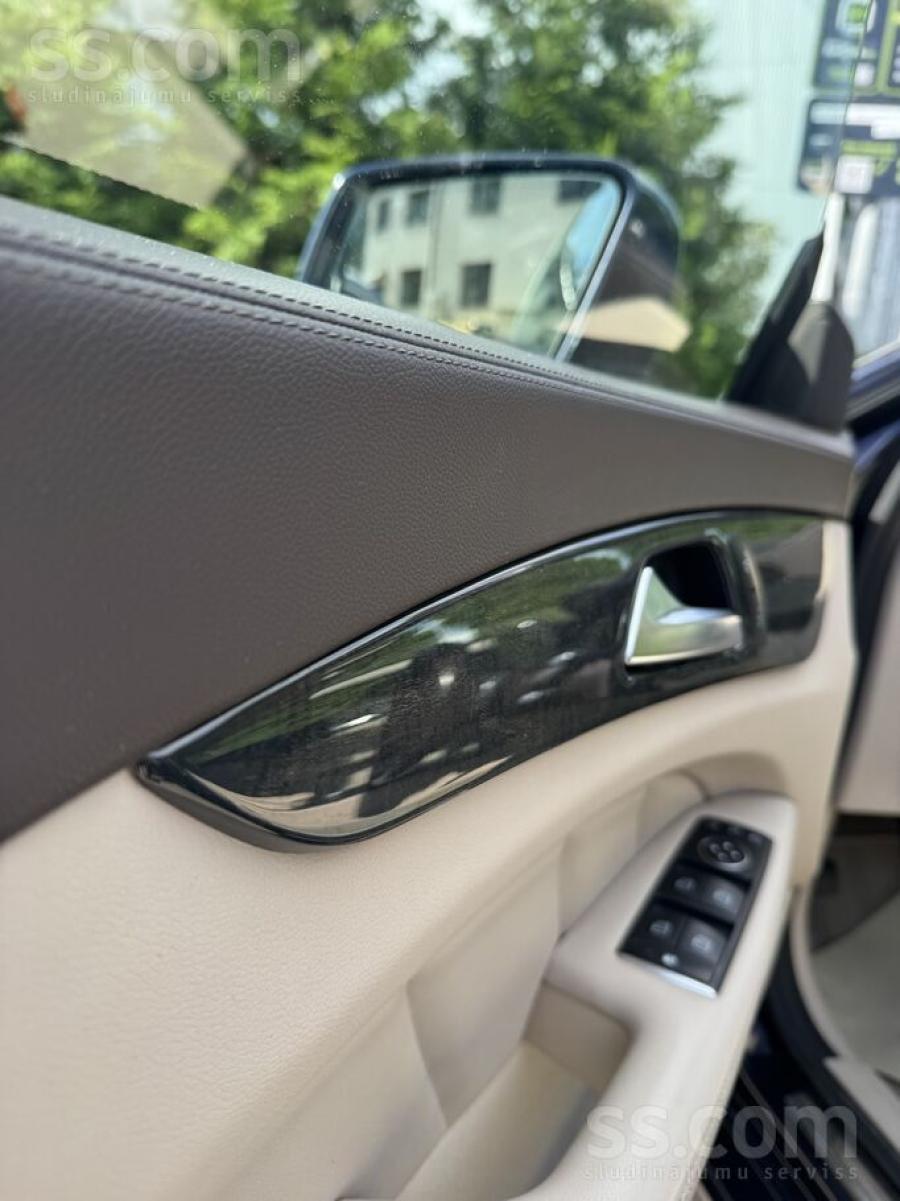 Blue Mercedes-Benz CLS 350 2014 in Riga, with an engine capacity of 3.00 L and mileage of 325 thousand km for 14990 €, photo 23 on AUTOMOTO.COM.LV