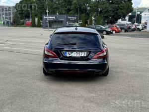 Blue Mercedes-Benz CLS 350 2014 in Riga, with an engine capacity of 3.00 L and mileage of 325 thousand km for 14990 €, photo 25 on AUTOMOTO.COM.LV