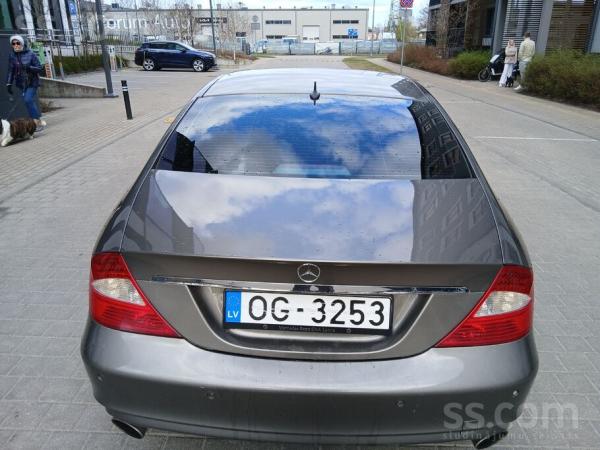 Brūns Mercedes-Benz CLS 350 2004 Rīga, ar dzinēja tilpumu 3.50 L un nobraukumu 0 tūkst. km par 5000 €, foto 3 vietnē AUTOMOTO.COM.LV