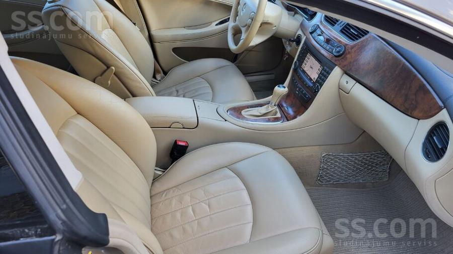 Brown Mercedes-Benz CLS 350 2005 in Ventspils, with an engine capacity of 3.50 L and mileage of 120 thousand km for 9950 €, photo 8 on AUTOMOTO.COM.LV