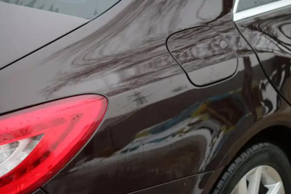Brūns Mercedes-Benz CLS 350 2012 Rīga, ar dzinēja tilpumu 3.00 L un nobraukumu 272 tūkst. km par 13490 €, foto 6 vietnē AUTOMOTO.COM.LV