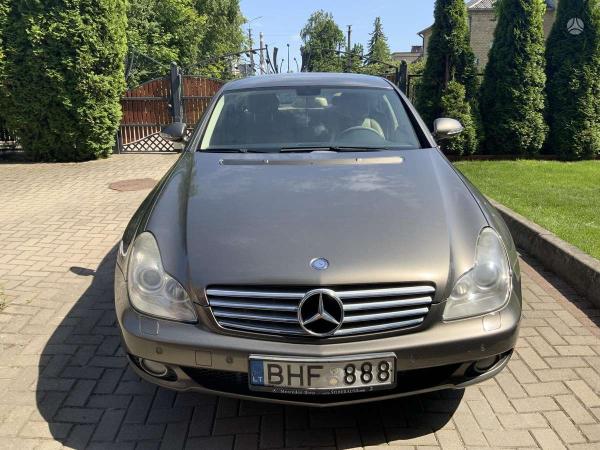 Brown Mercedes-Benz CLS 350 2006 in Siauliai, with an engine capacity of 0.00 L and mileage of 204 thousand km for 5000 €, photo 6 on AUTOMOTO.COM.LV