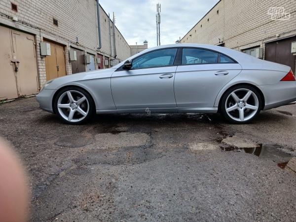 Mercedes-Benz CLS 350 2004 Šauļi, ar dzinēja tilpumu 3.50 L un nobraukumu 298 tūkst. km par 4700 €, foto 3 vietnē AUTOMOTO.COM.LV