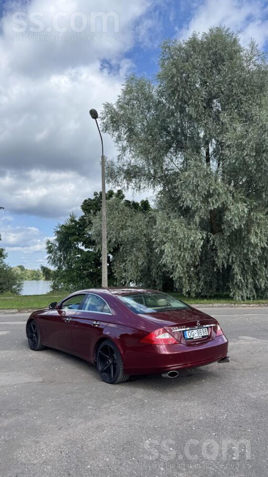 Mercedes-Benz CLS 350 2005 Rīga, ar dzinēja tilpumu 3.50 L un nobraukumu 299 tūkst. km par 4300 €, foto 4 vietnē AUTOMOTO.COM.LV
